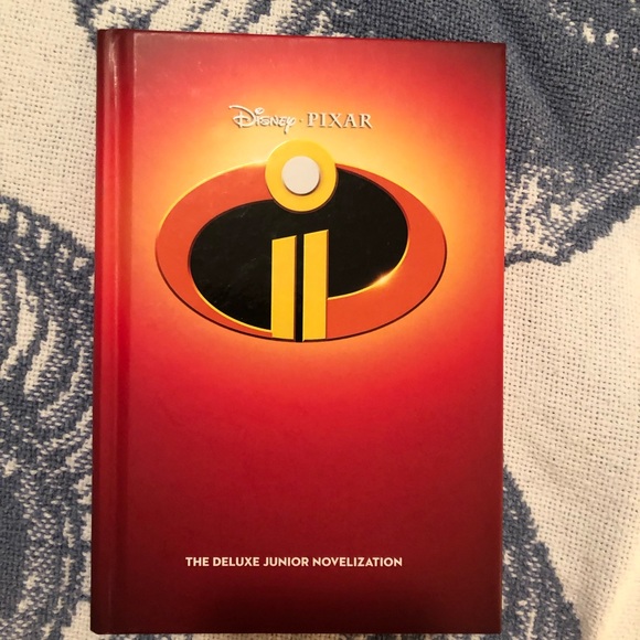 Disney | Toys | Incredibles 2 Book The Junior Novelization Disney ...